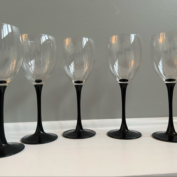 Kitchen | Vintage Luminarc France Black Glass Stem Wine Glasses Set Of ...